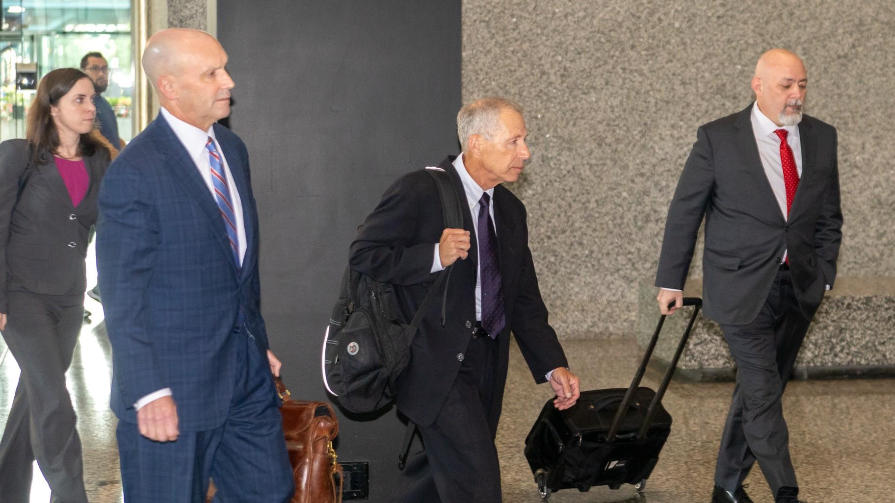 Mistrial Declared After Jury Deadlocks On Whether Ex Atandt Boss Is